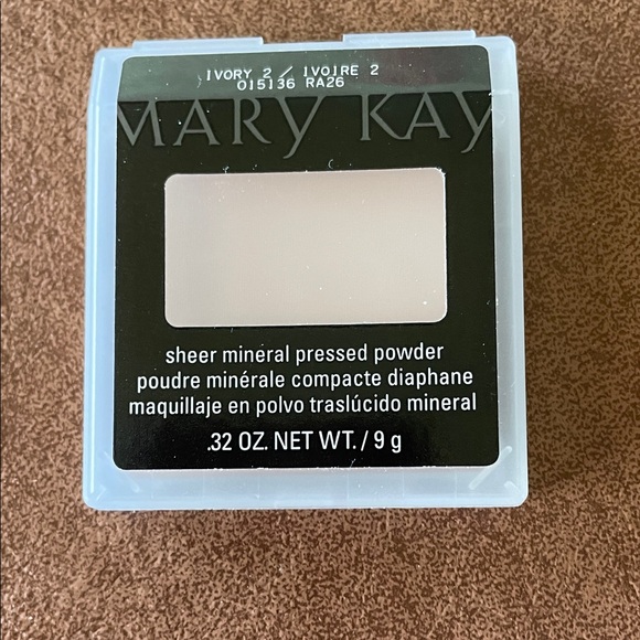 Mary Kay | Makeup | Mary Kay Discontinued Sheer Mineral Pressed Powder ...